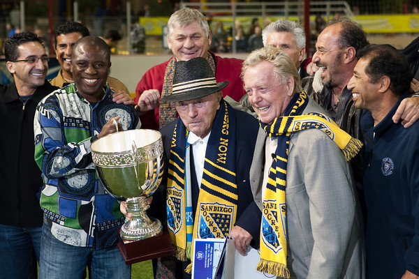 MONSTRUOS DEL INDOOR:: MUERE A LA EDAD DE 82 AÑOS MR. RON NEWMAN ...