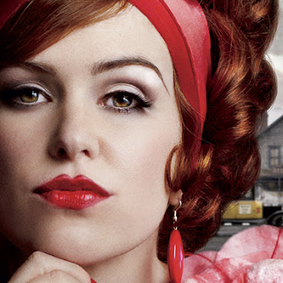 The European Redhead: What did Myrtle Wilson wear?