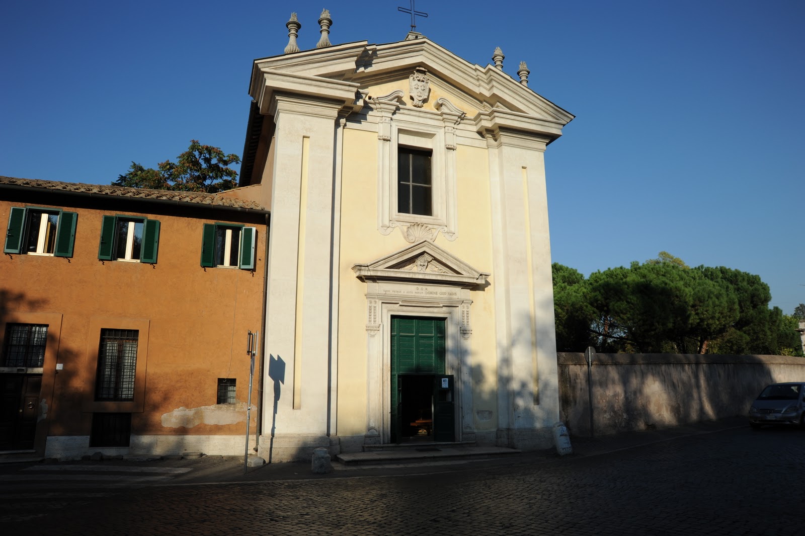 Views of Rome: "Domine, Quo Vadis?" - A small Church for a Miracle ...