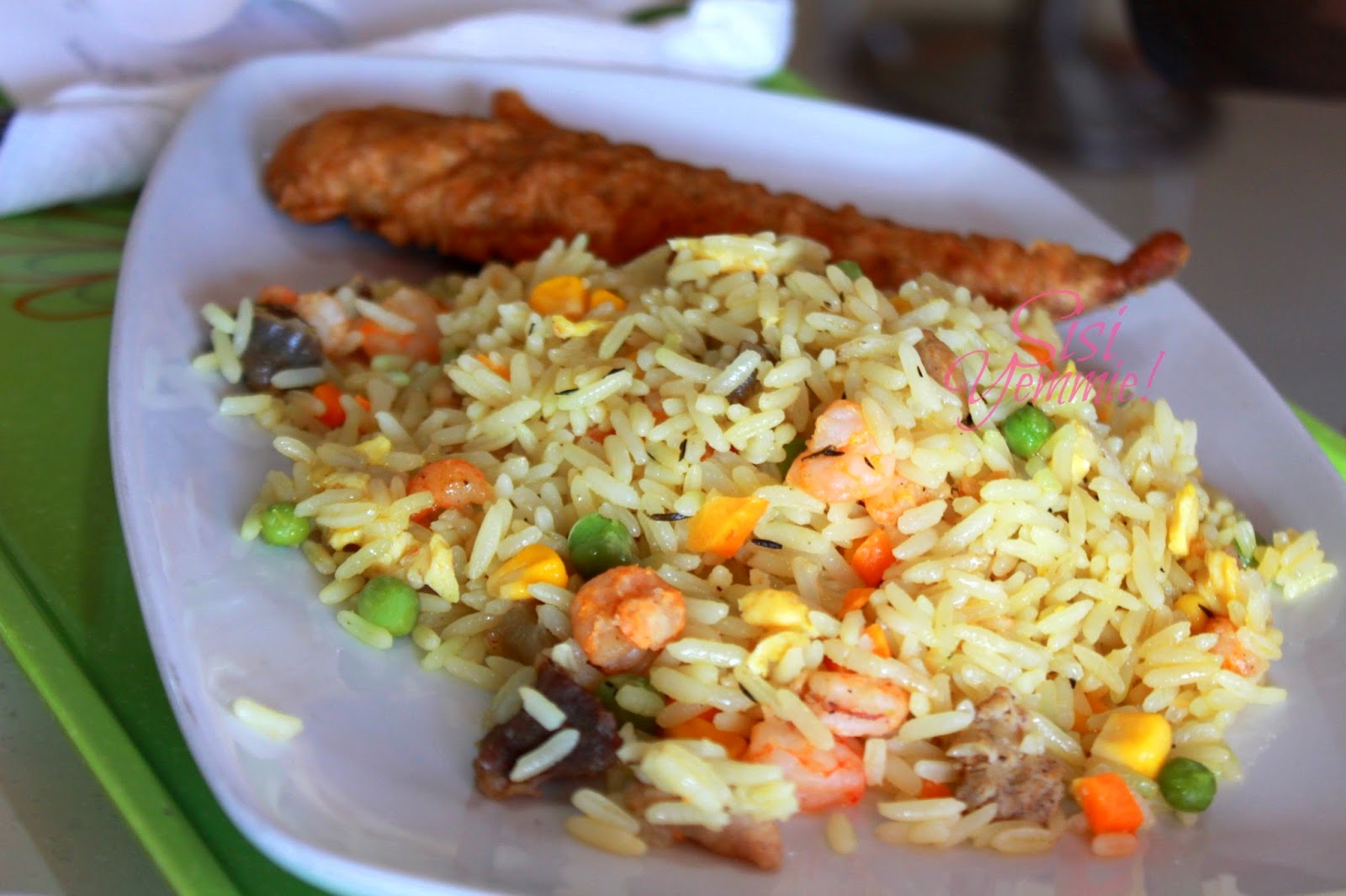 8 FAVOURITE PLACES TO EAT IN LAGOS + WHAT I EAT THERE! - SISIYEMMIE ...