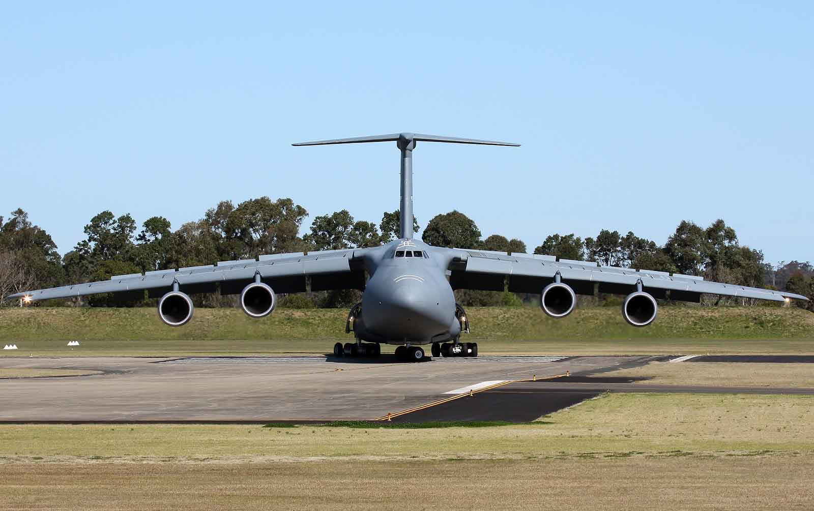 nhungdoicanh: Lockheed Martin C-5M Super Galaxy