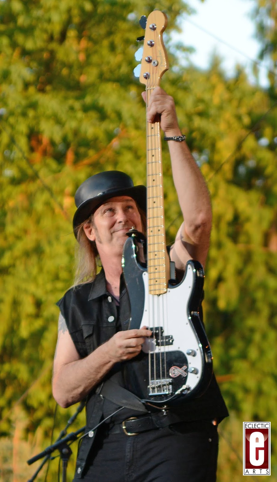 Summer Time Rocking with COUNT'S 77 - Gig Review from Snoqualmie, WA on ...