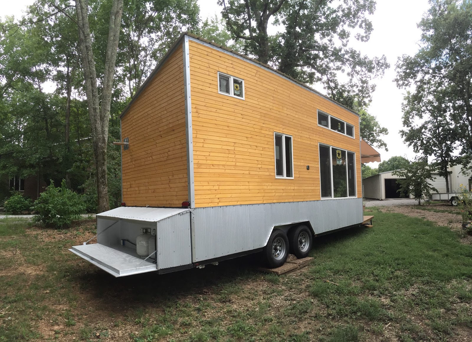Custom Nashville Tiny House (200 Sq Ft) [ TINY HOUSE TOWN ]