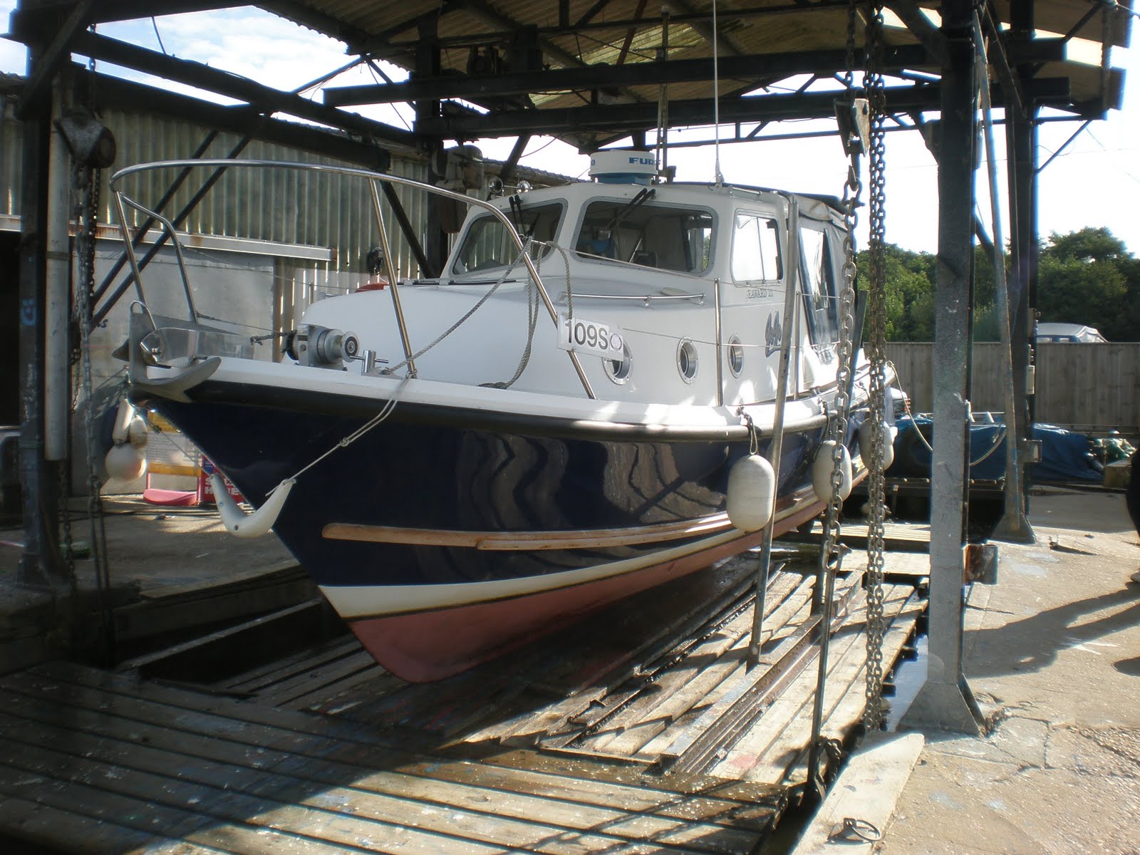 UK Marine Surveyor based in Preveza Greece.: Seaward 23 Motor Cruiser