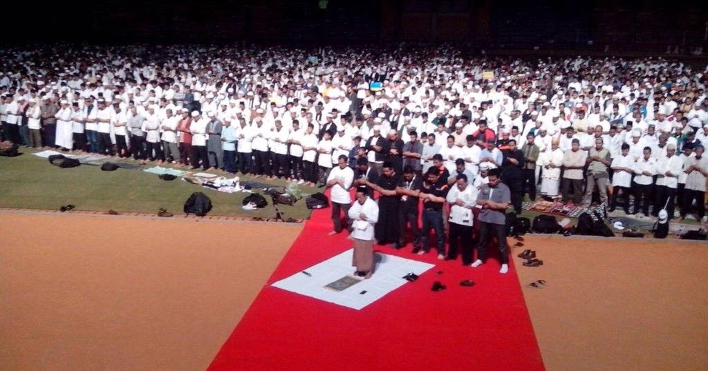 KEWAJIBAN SHALAT DAN KEUTAMAAN SHALAT | Al-Liwa & Ar-Roya