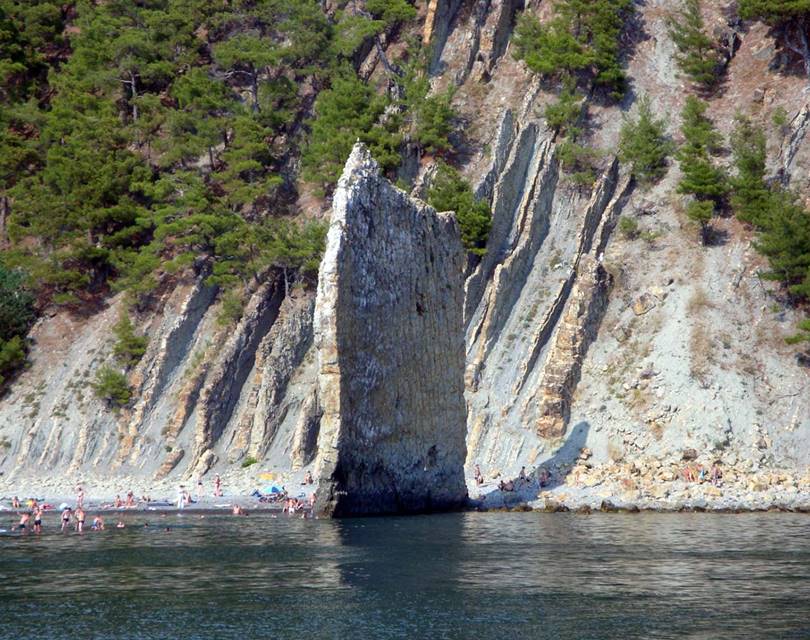 Skala-Parus — Sail Rock, A Natural Monument in the Black Sea