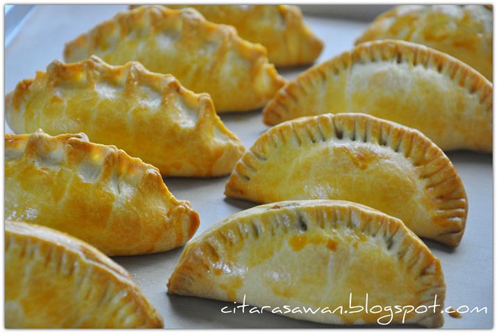 Karipap Bakar Inti Telur / Cornish Pastry ~ Resepi Terbaik