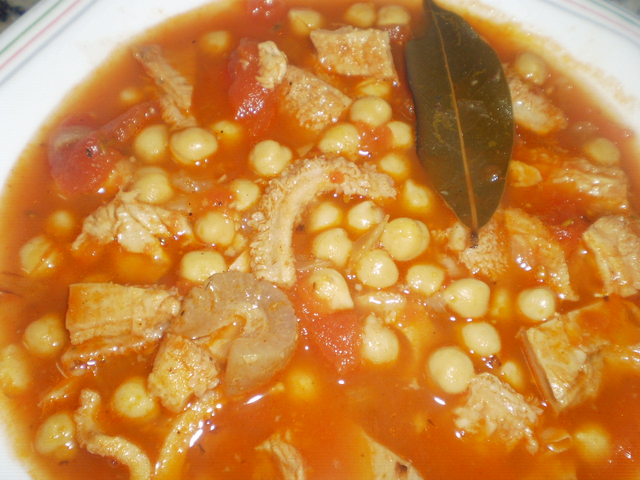 Aquí, esperando por ti: Callos a la gallega o la alfombra de las sutilezas