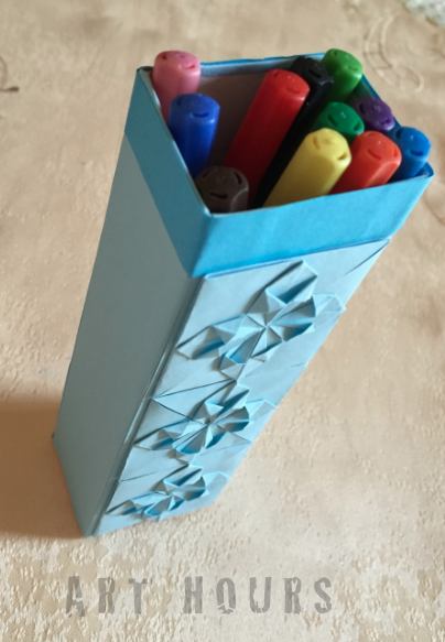 ArchGuide: Stationery Holder - Origami using Paper Scraps