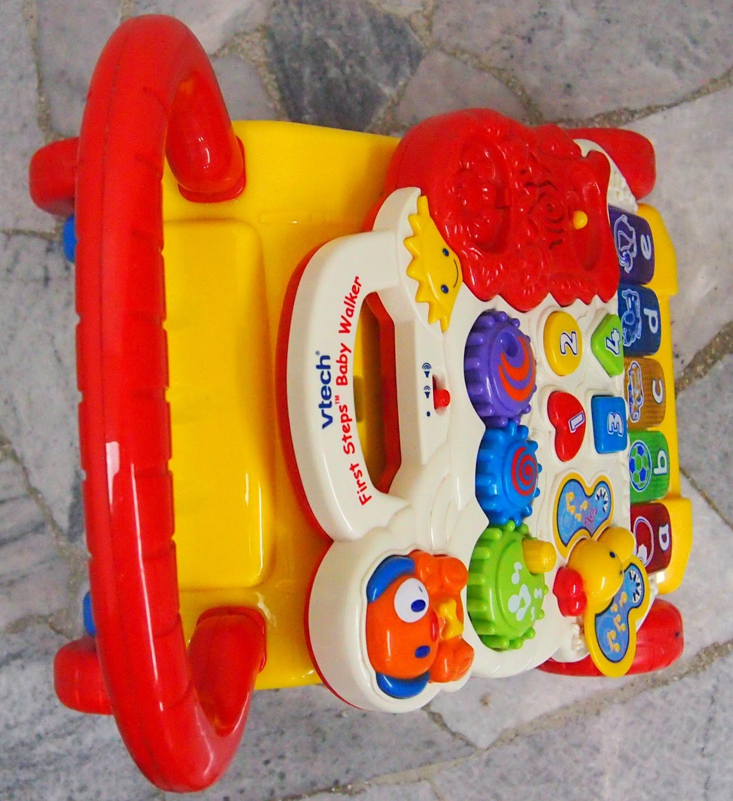 JuaiMurah: Vtech First Step Baby Walker
