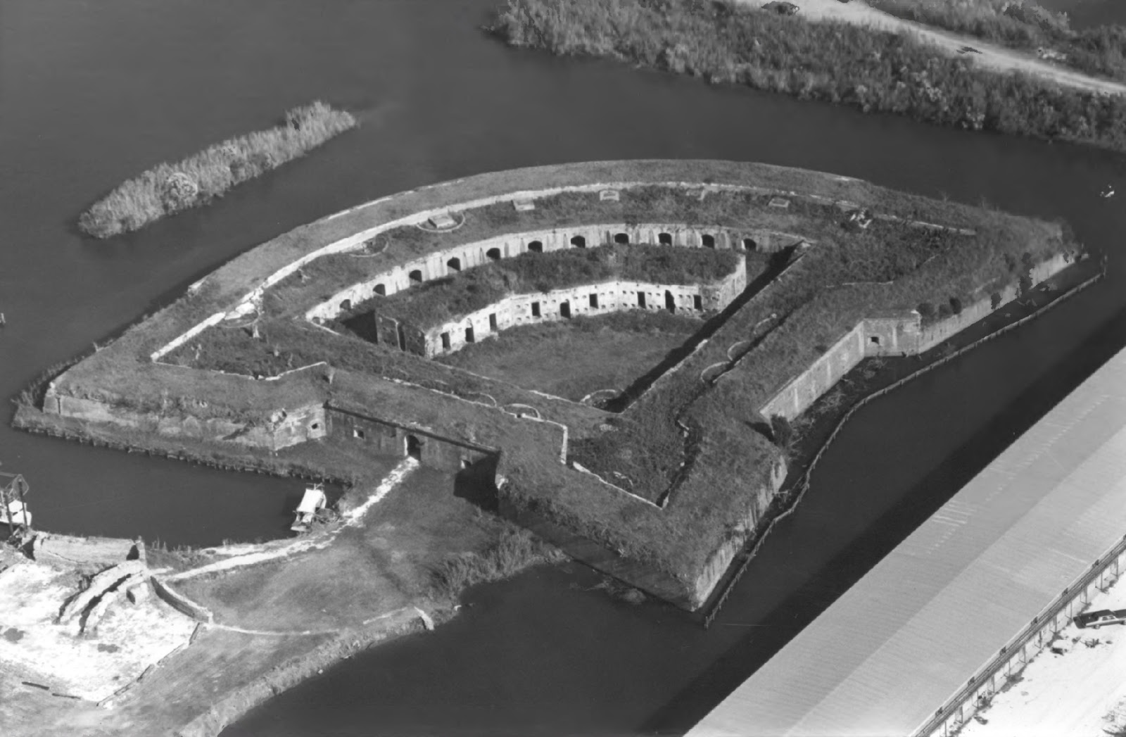 Tammany Family: Fort Pike, Fort Macomb and Fort Petites Coquilles