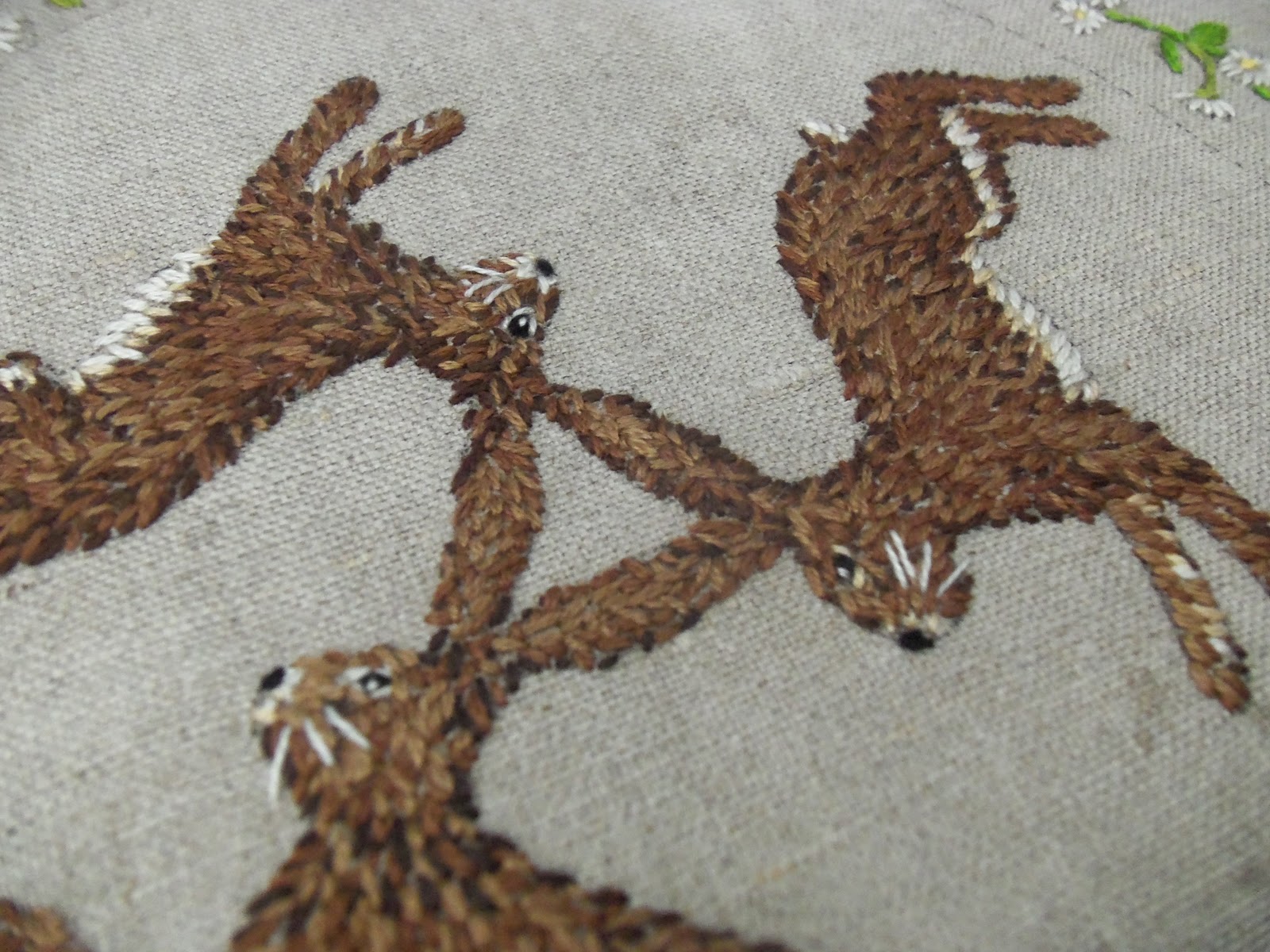 Three Hares ... a spring time pattern – Bustle & Sew