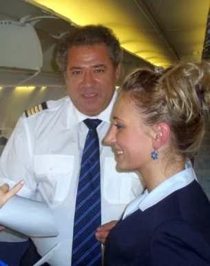 BIOGRAFIE ADRIAN IOVAN PILOTUL avionului prabusit cu doctori la Belis ...