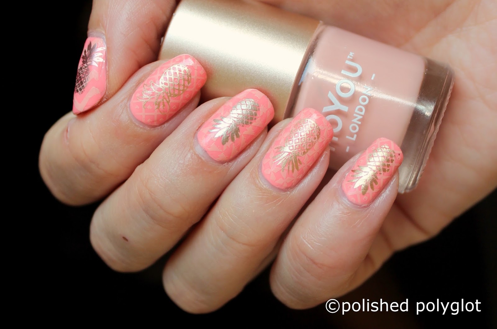 Nail art │ Golden pinapples on my tips [Nail Crazies Unite challenge ...