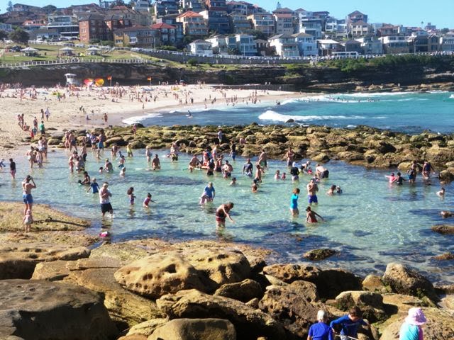 Swimming pool stories: Bathing in the briny at Bronte's Bogey Hole