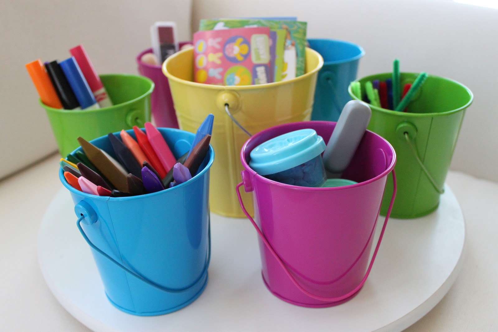 Playing House: Momma Made....Art Caddy