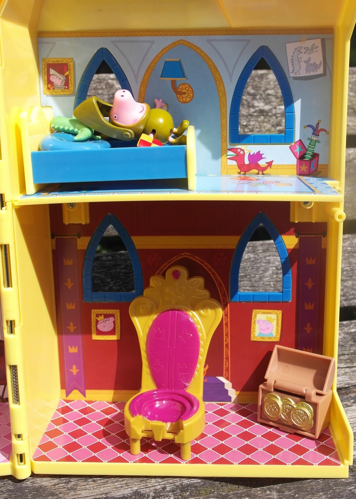 Princess Peppa's Palace - Review | Red Rose Mummy