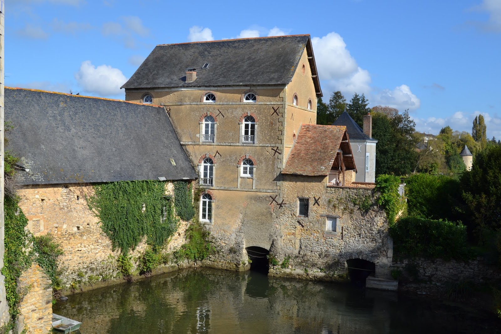 Ville de pierres et d'eau, Durtal et son éblouissant château