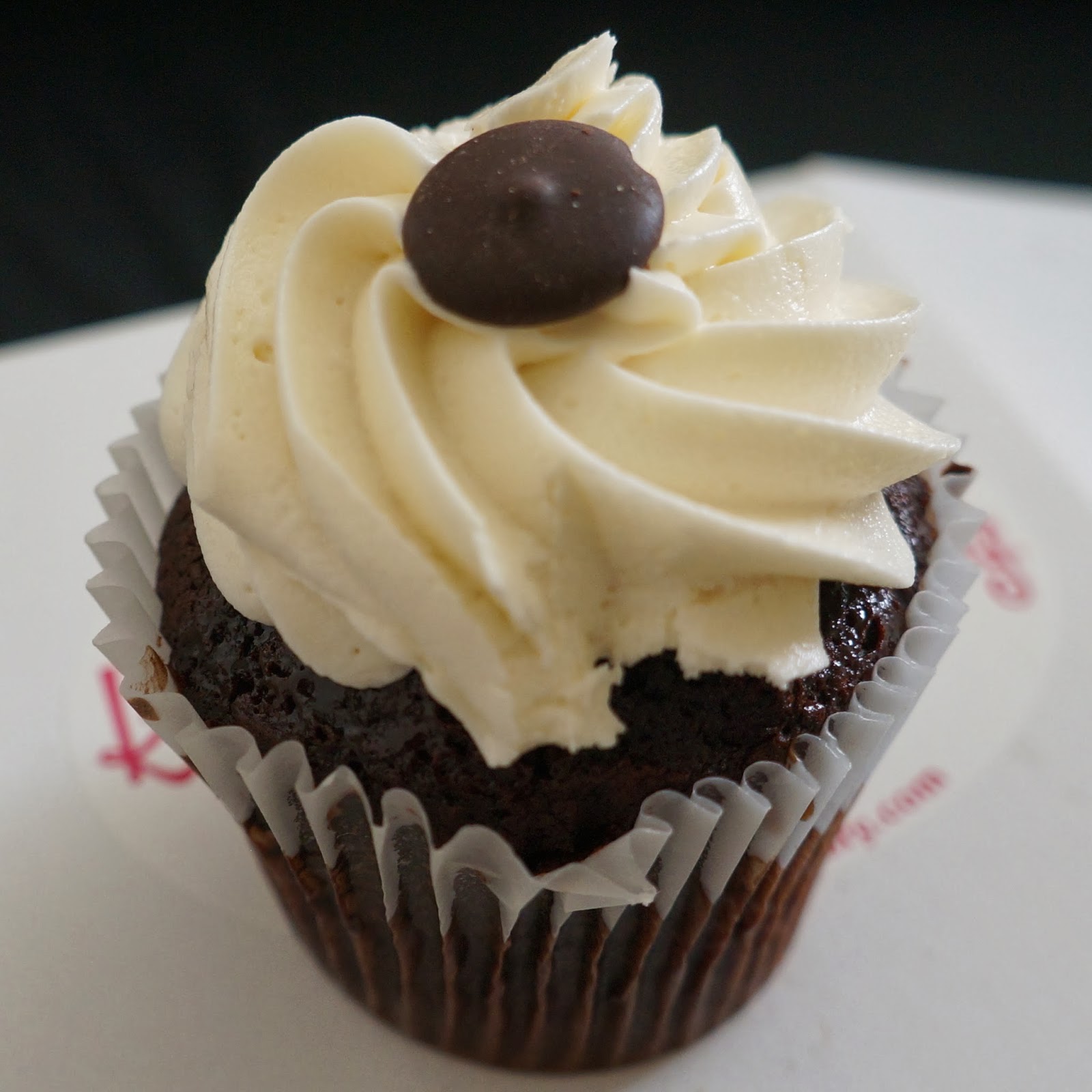 bichromatic: The Kupcake Factory Gourmet Cupcakes - Metairie, LA