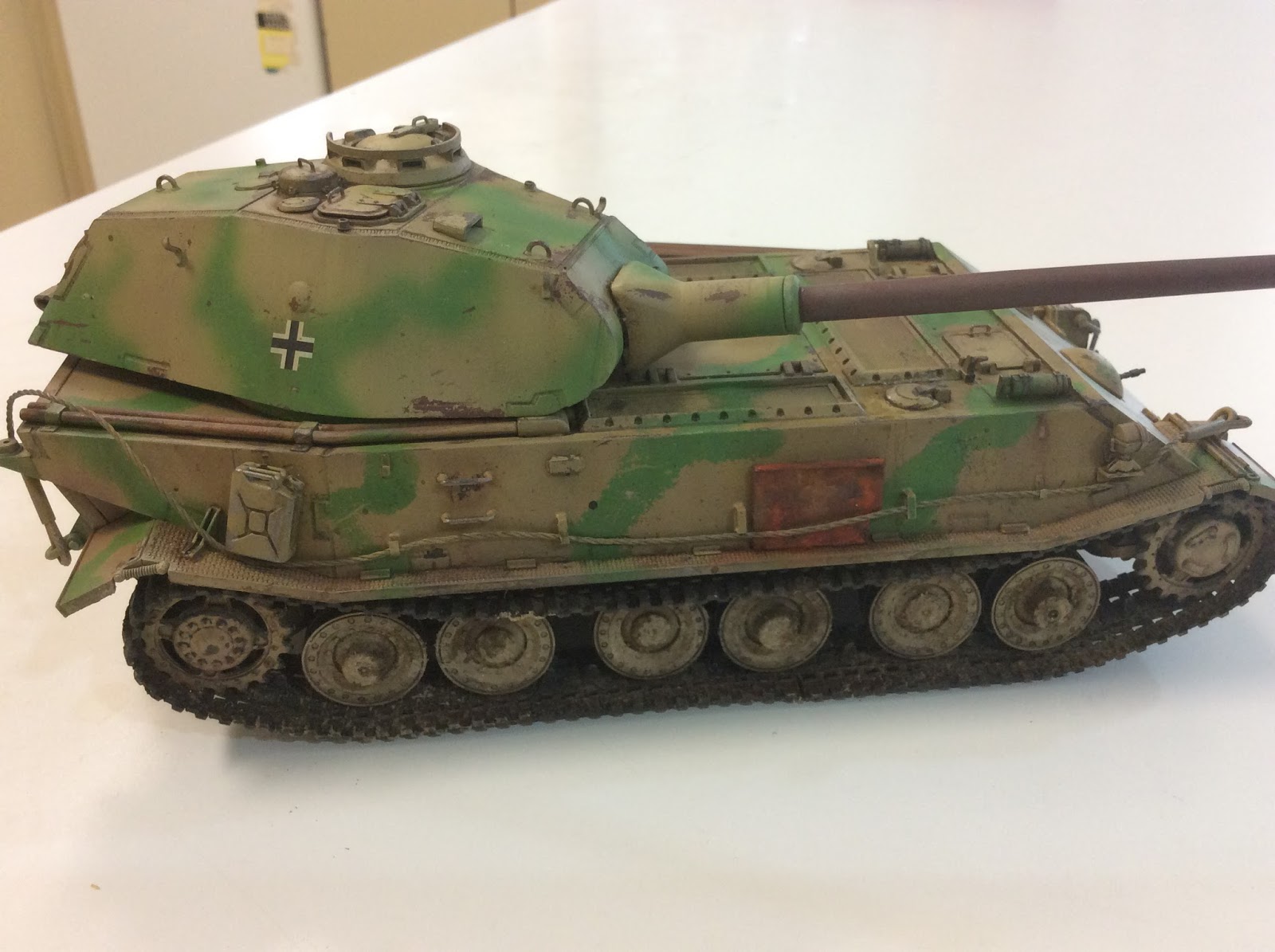 Dave's Model Workshop: Guest post by Ian Gittins: Building a "Paper Panzer"