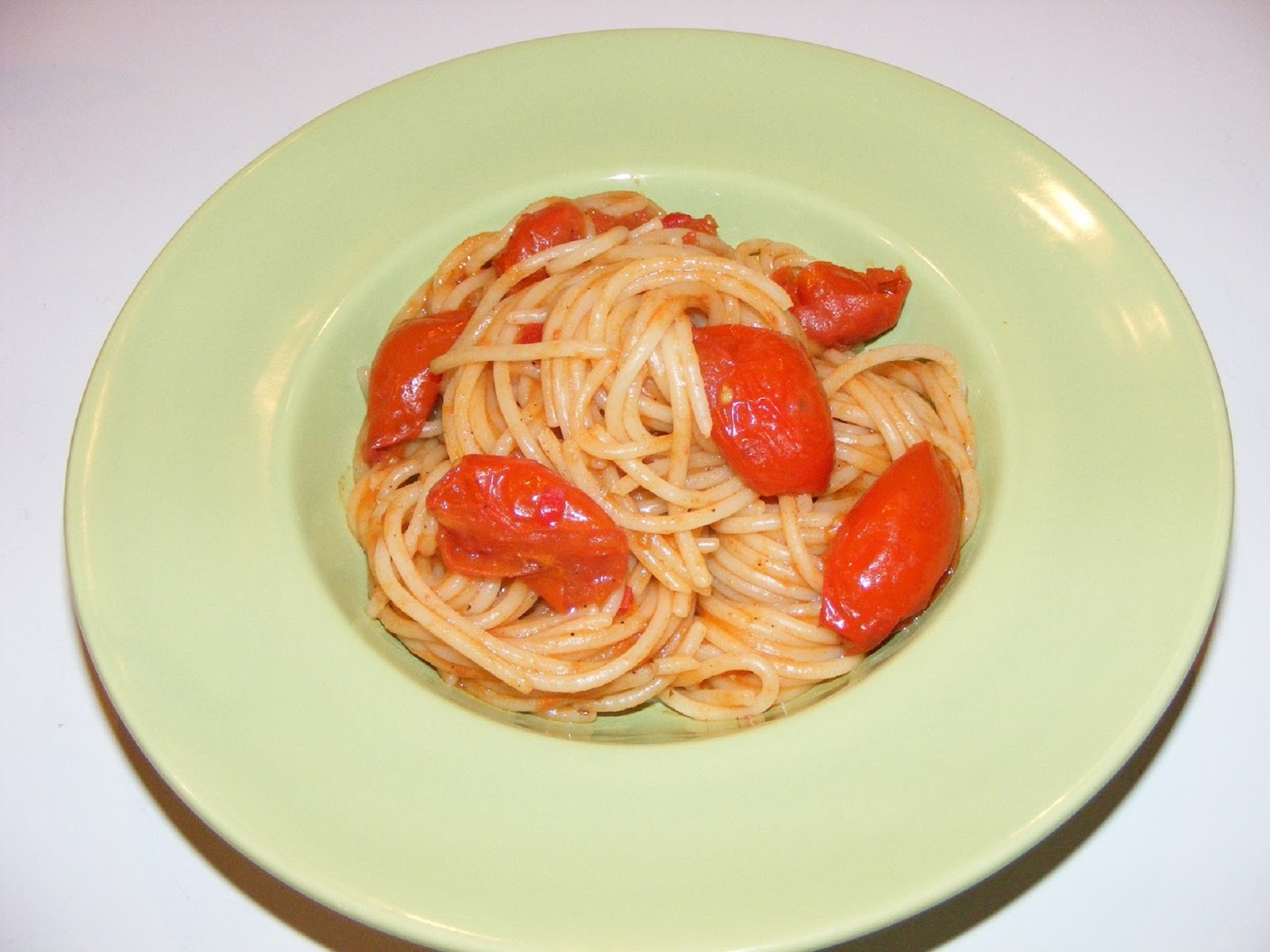 Paste cu rosii cherry | Preparatedevis.ro