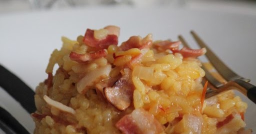 Arroz con bacon.