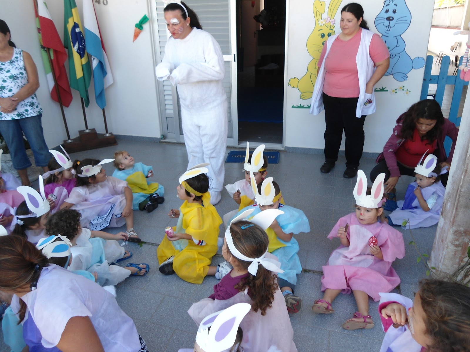 Educação...Conhecimento em Rede!: Páscoa na Creche Lua de Cristal