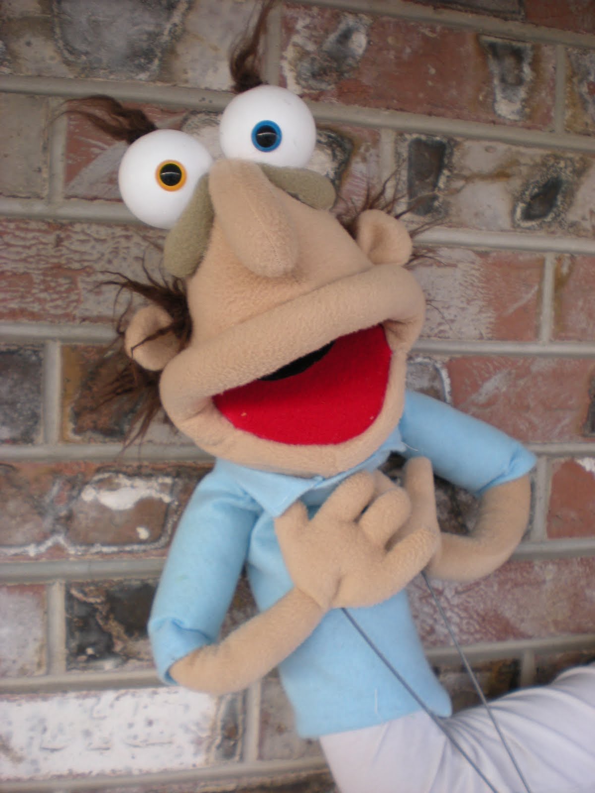 The Golden Glue Gun: Simon