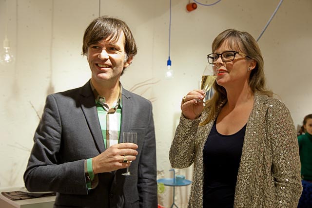 NEVER ON WEDNESDAY COMMUNICATION: Piet Paris tableware