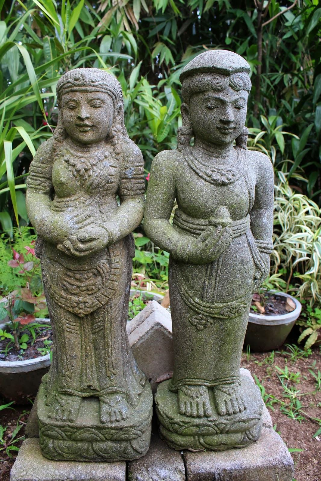 NOTES FROM NEXT DOOR: September 2013