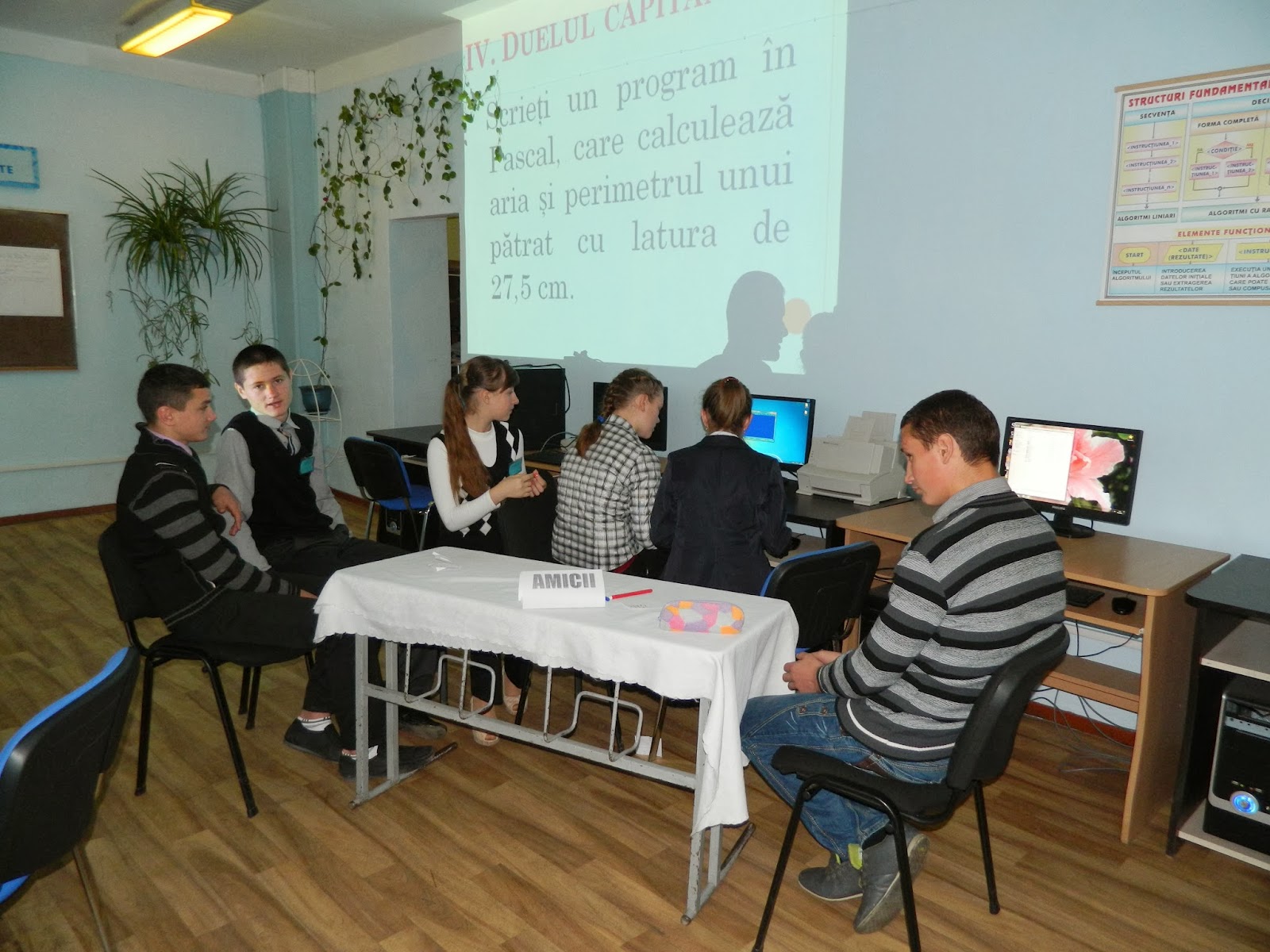 Informatica nu are limite. Iată un calculator capabil să scrie cărţi ...