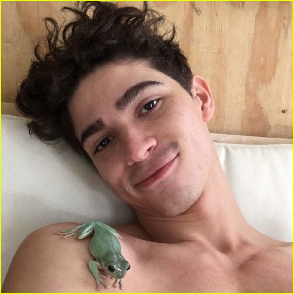 JK's TheatreScene: Mr. Broadway May 2018: Wesley Taylor and Isaac Powell