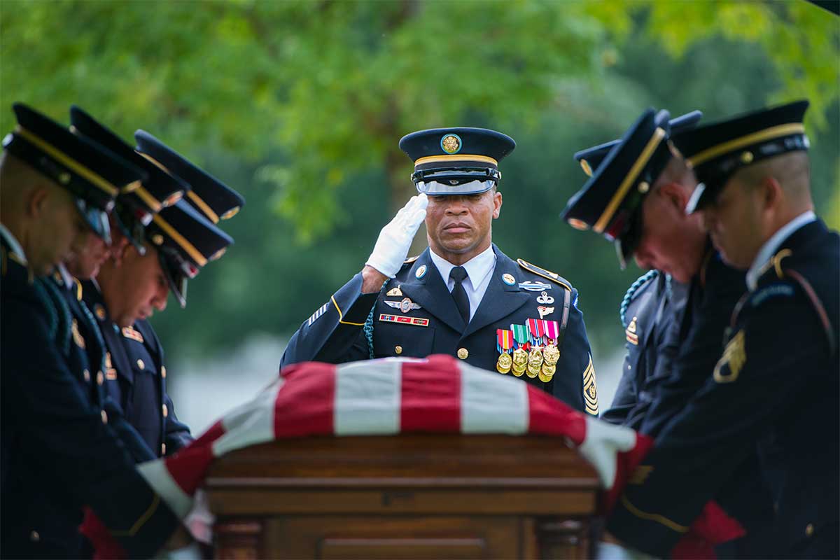 THE SENTINEL: With Honor and Leadership the US Army Protects America