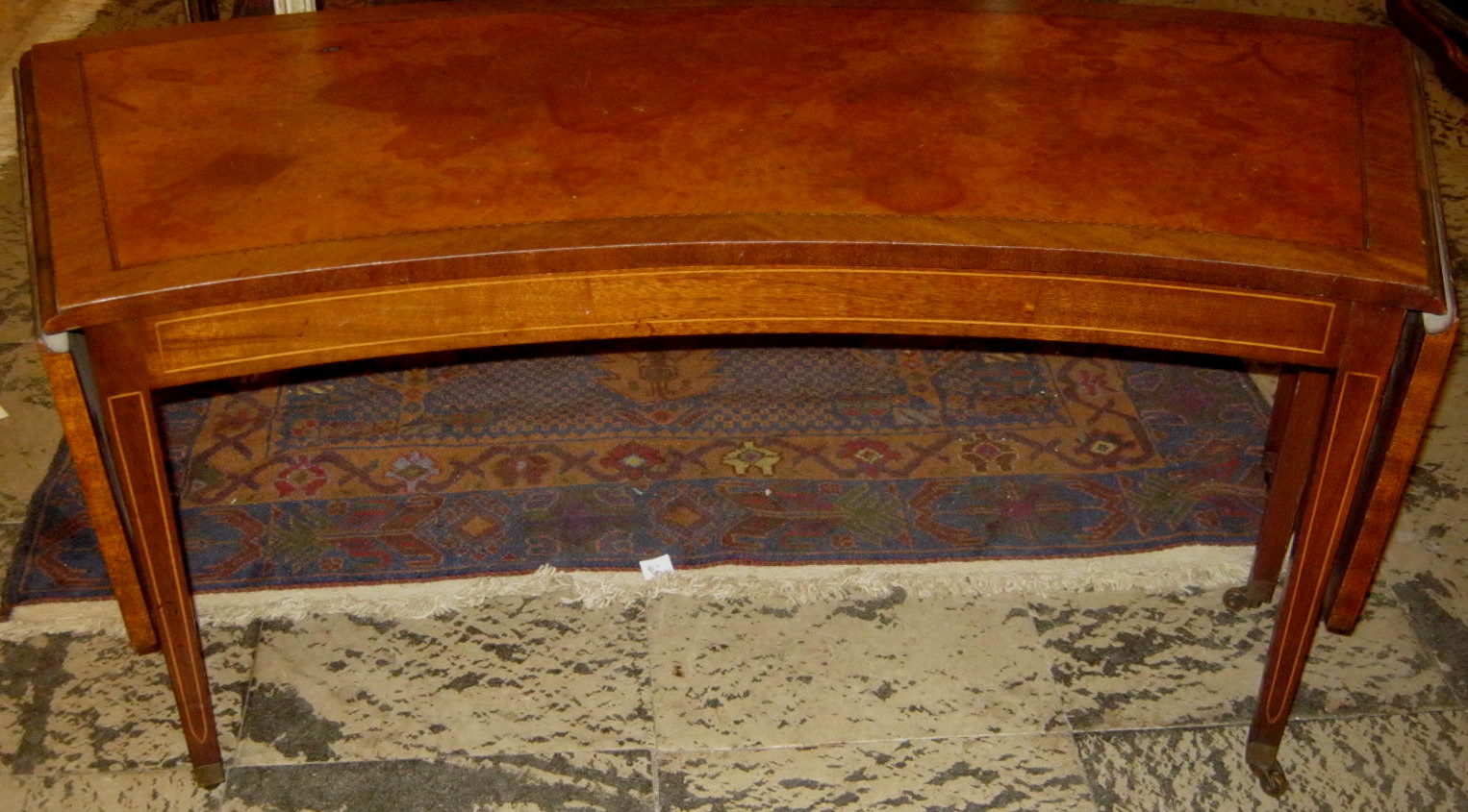 Funk & Gruven A-Z: SHERATON STYLE DROPLEAF COFFEE TABLE