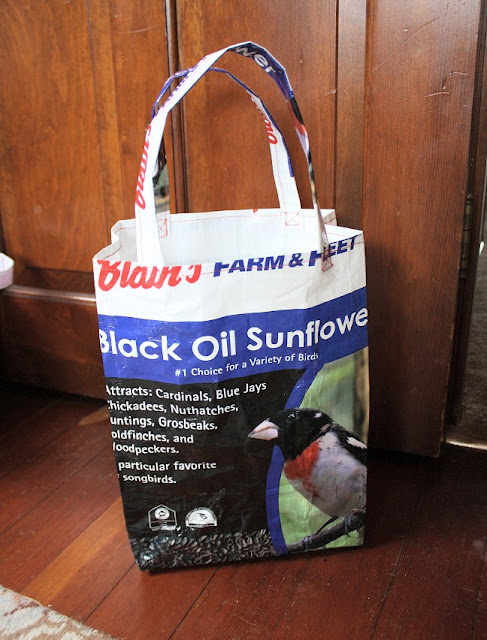 Rock River Stitches: Bird Seed Tote Bag Tutorial