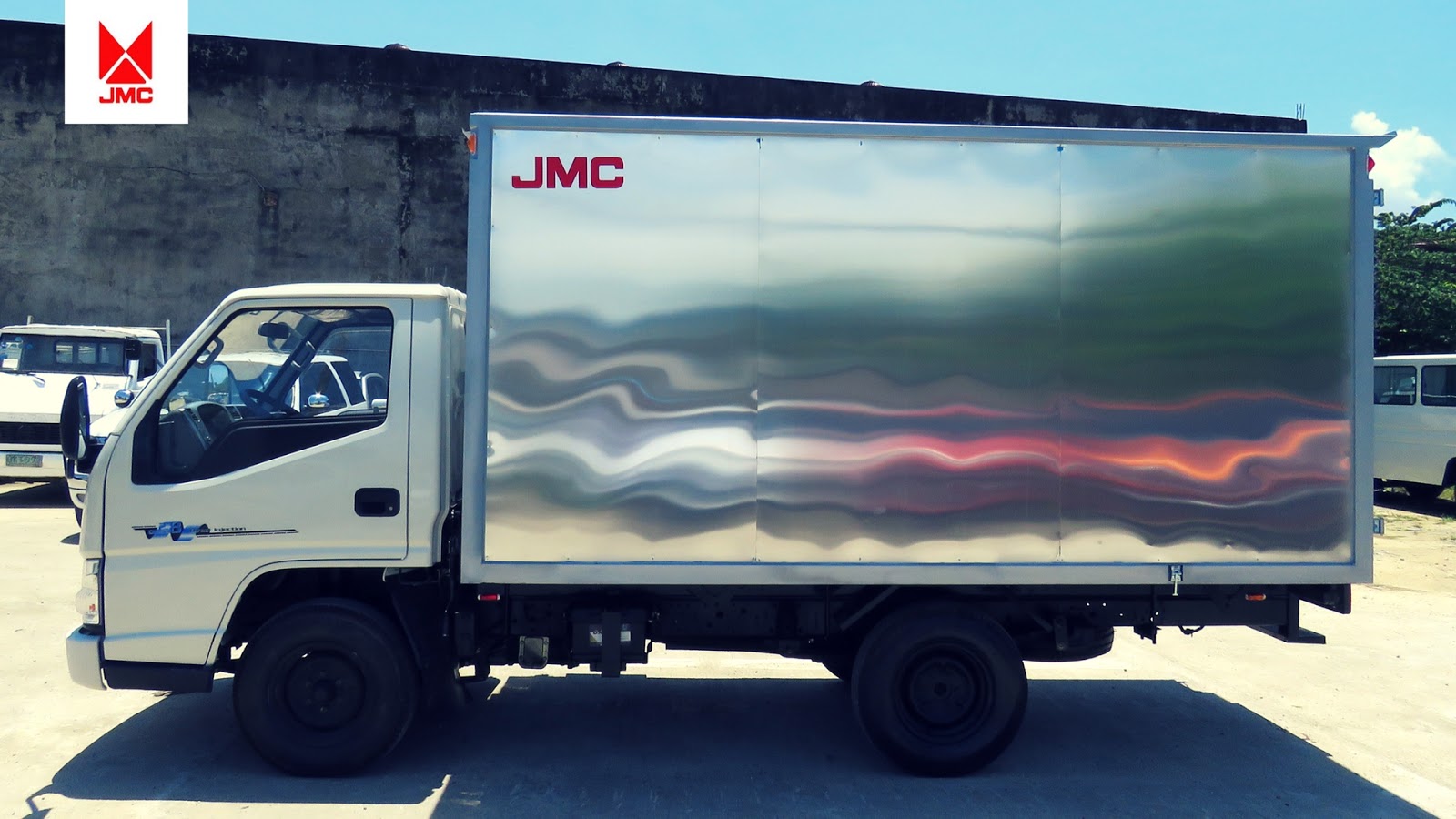 The Torque Reporter : JMH Aluminum Van- The dependable bulky cargo ...