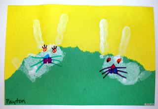 Tippytoe Crafts: Handprint Bunnies