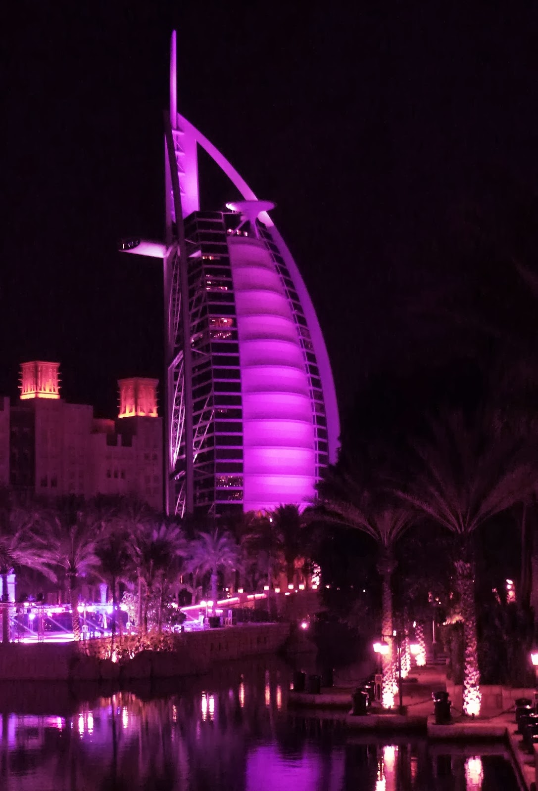 bobochic: miss b loves....... a very pink Dubai!