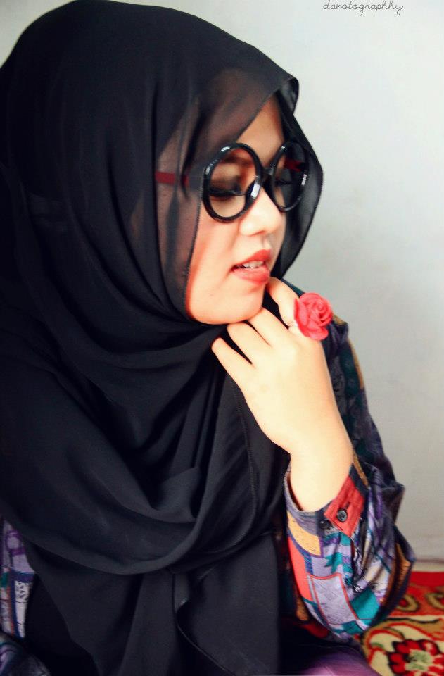 Color My World: GOTHIC HIJAB