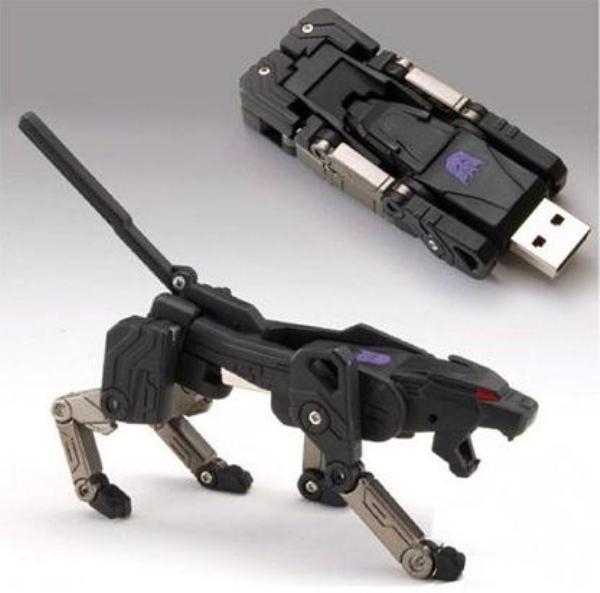 Critic World: 12 Super Cool USB Pen Drives