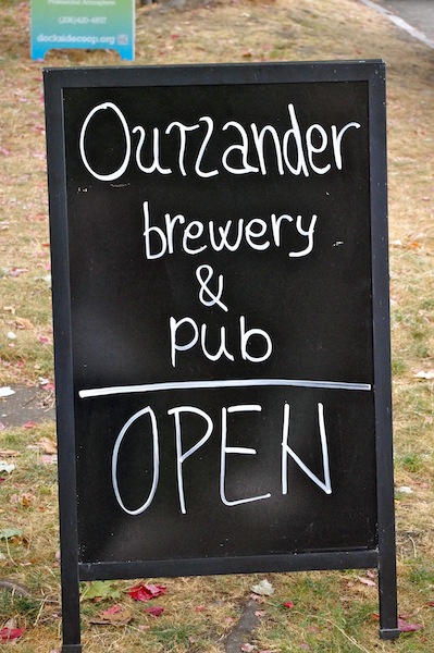 Kvetchin' Kitchen: Outlander Brewery (or: How I Learned To Like Beer)