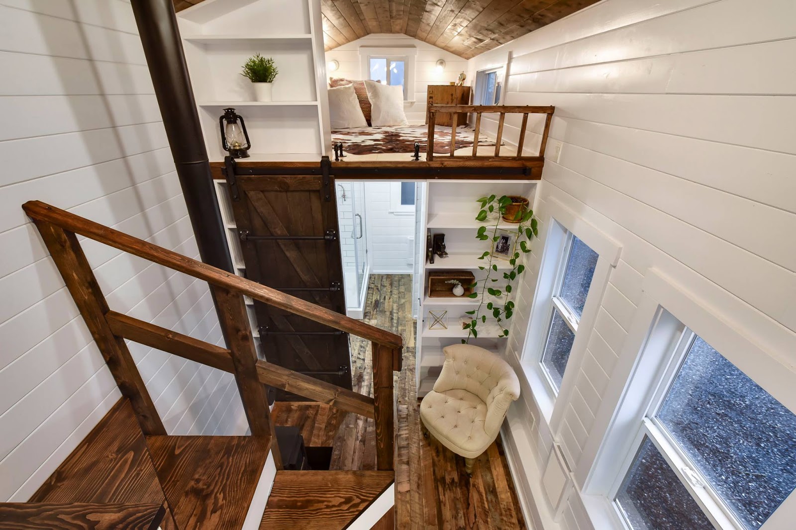 TINY HOUSE TOWN: Rustic Tiny From Mint Tiny House Company