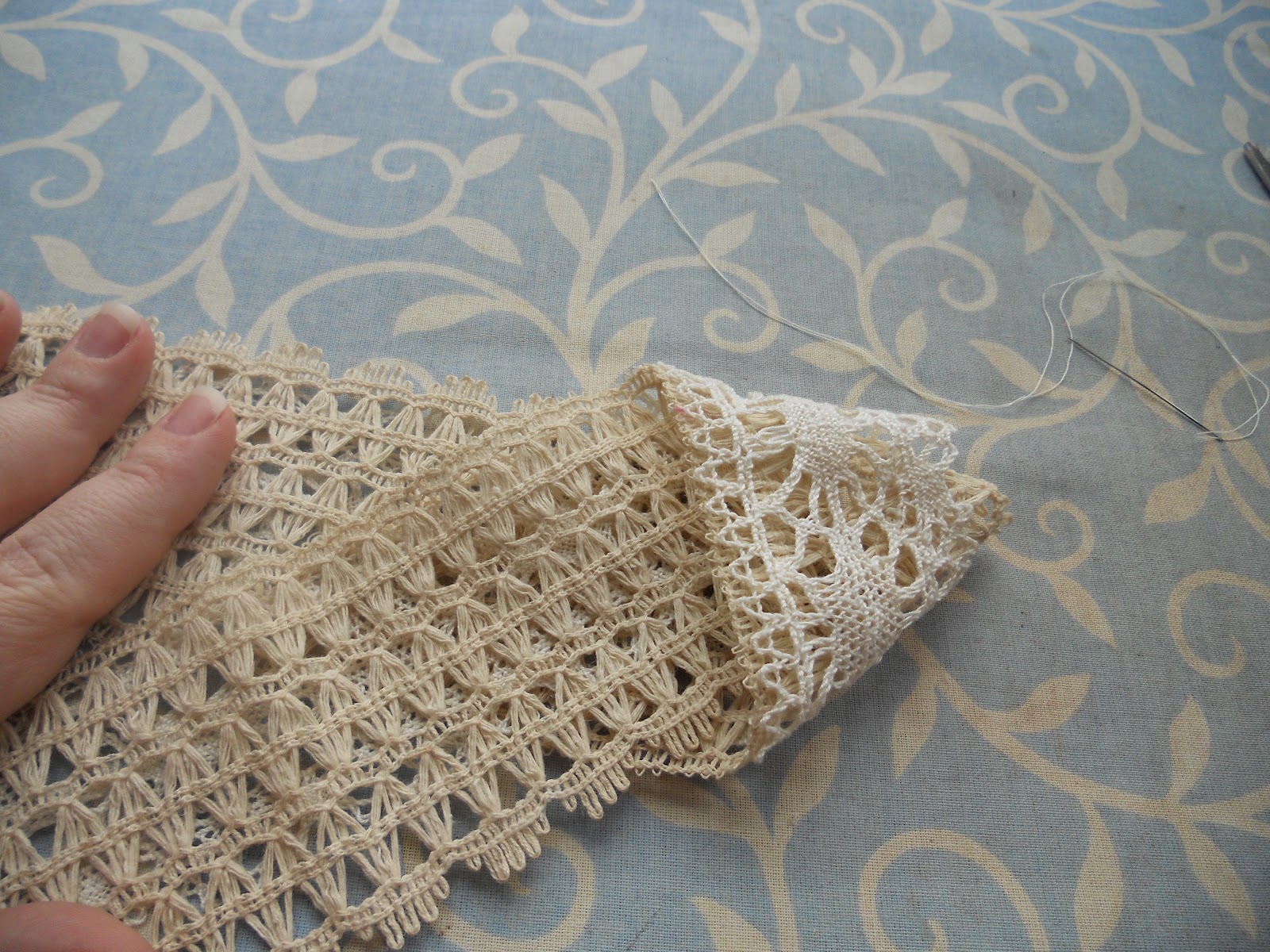 Lace Rosette Ribbon Tutorial – Cheryl Sleboda – Textiles. Technology ...