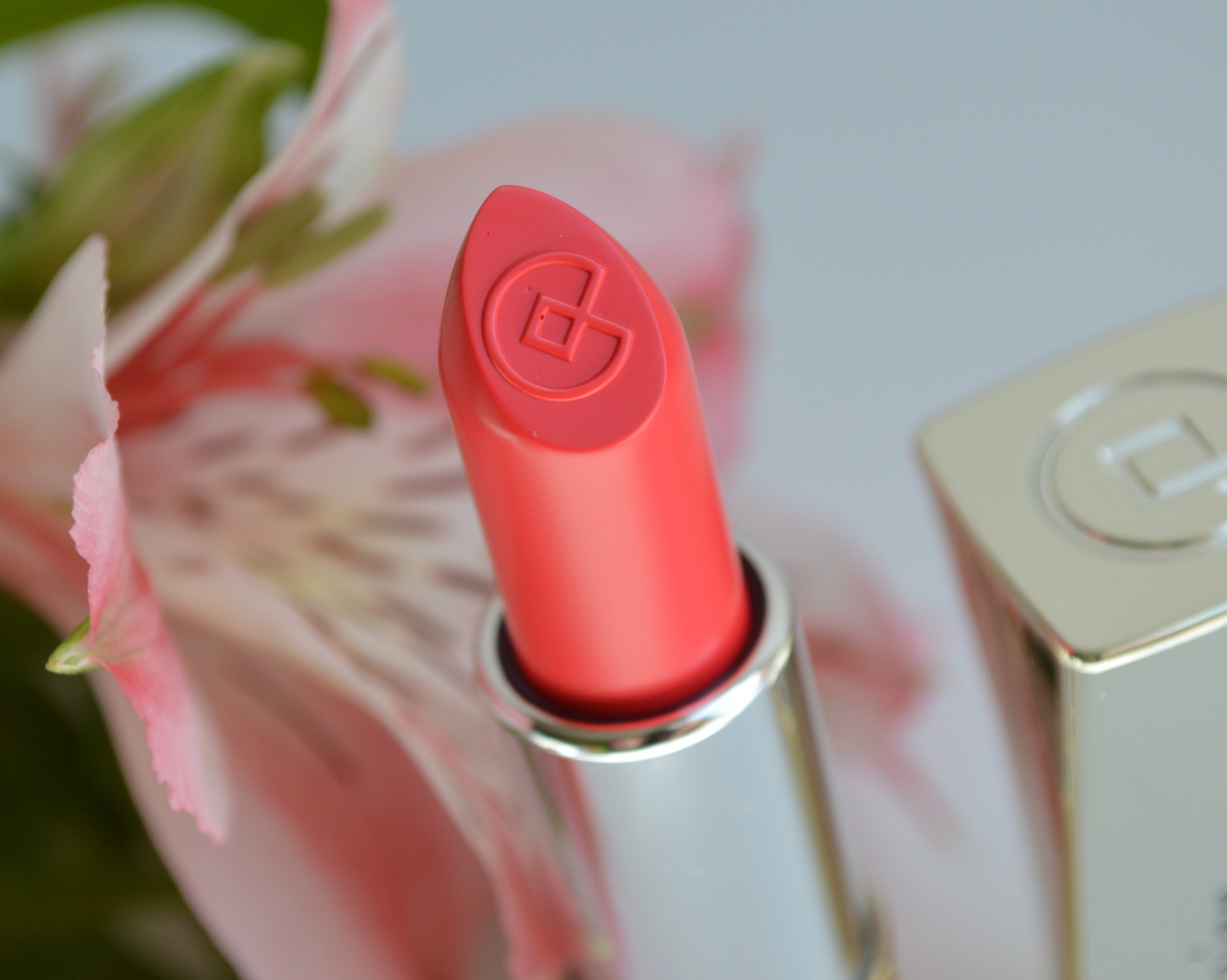 Urban Fashionista: Неоновое лето с Collistar Art Design Lipstick в ...