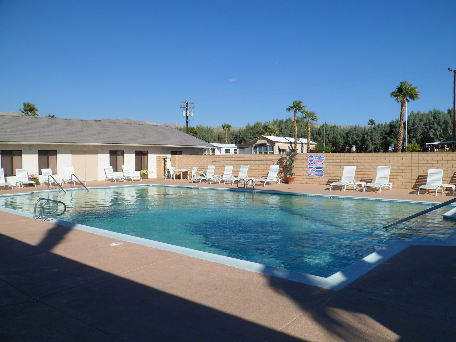 Rauhala Ramblers: Rainbow Spa RV Park, Palm Springs