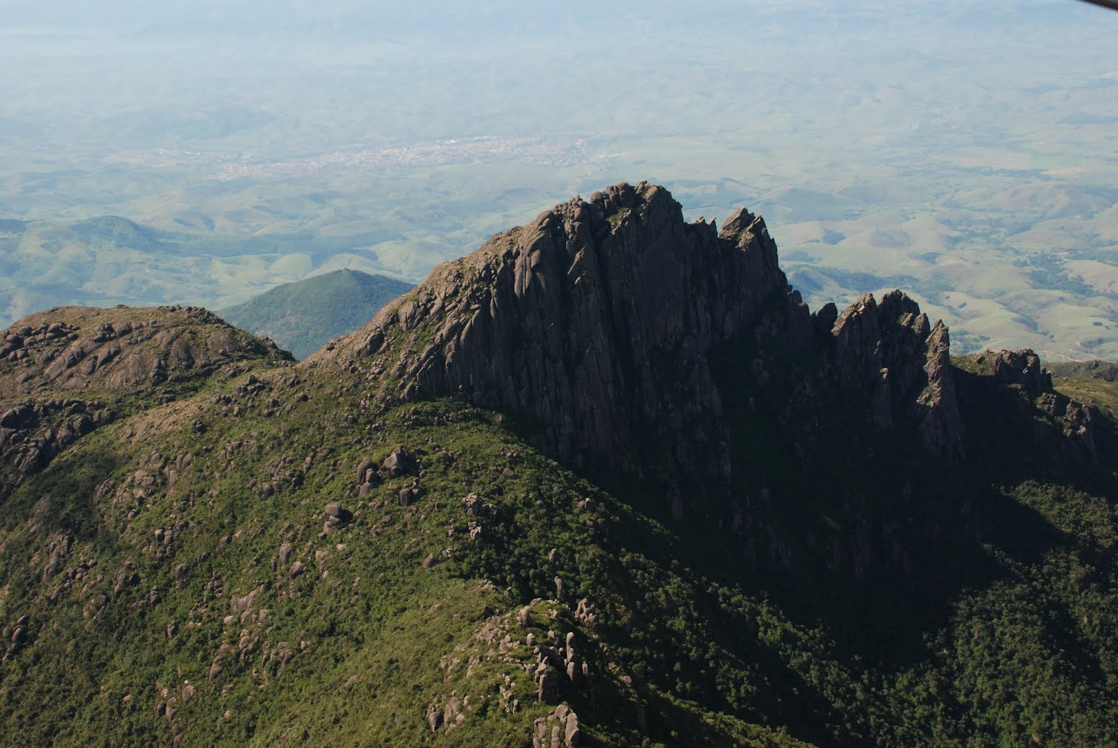 PÉ NO TRECHO - CAMINHO DO OURO, OPULÊNCIA, ESCRAVIDÃO, RESISTÊNCIA ...