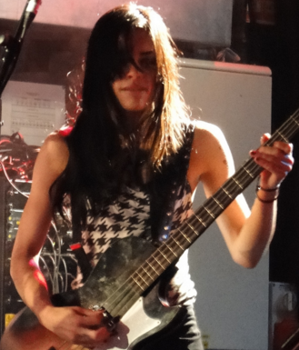 Media Confidential: 2015-11-08