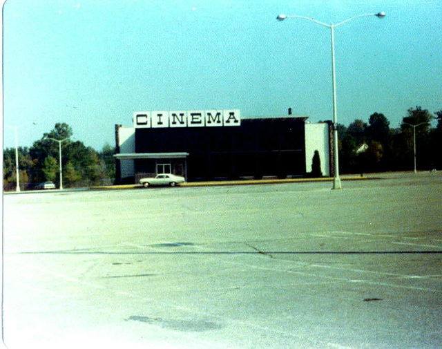 Northland Cinema Theatre at the Northland Shopping Center (1980)