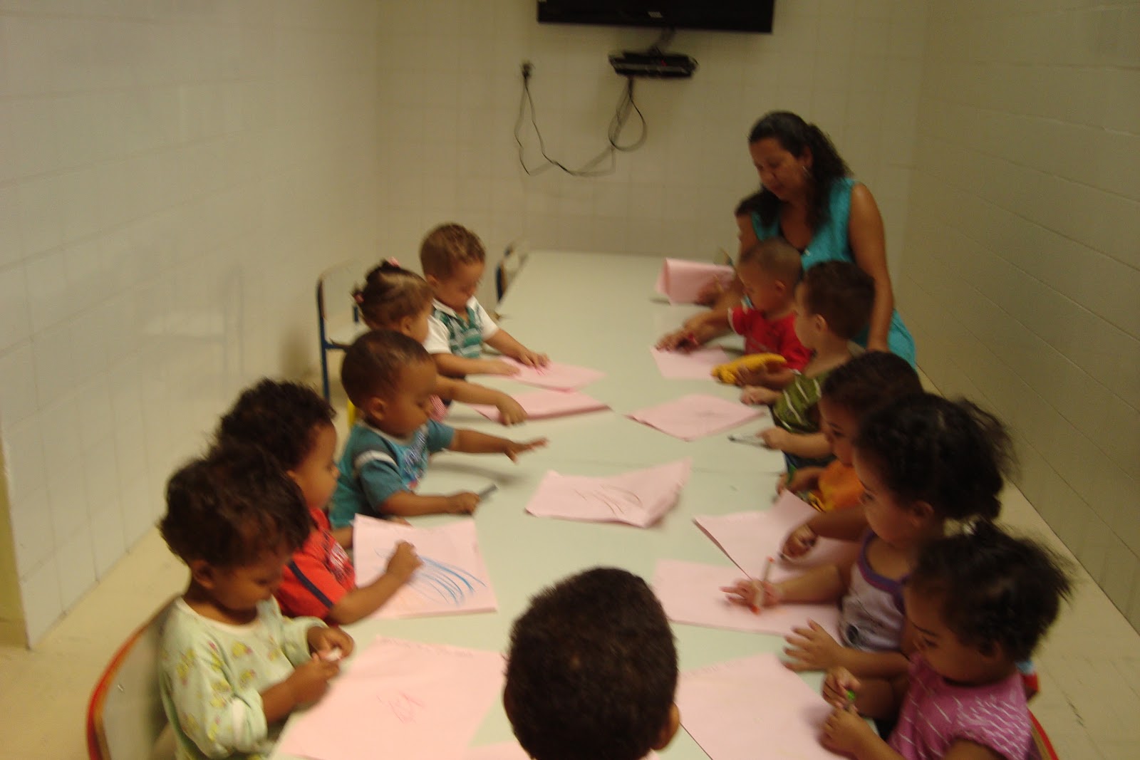 CEI VILA RAMOS: O que os bebês fazem na creche?