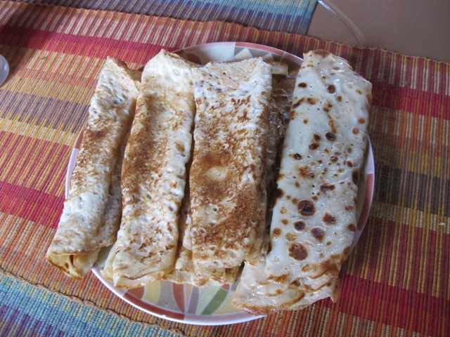 Jifinze Kupika: MAPISHI:KIFUNGUA KINYWA CHA VIAZI VITAMU NA CHAPATI ZA ...